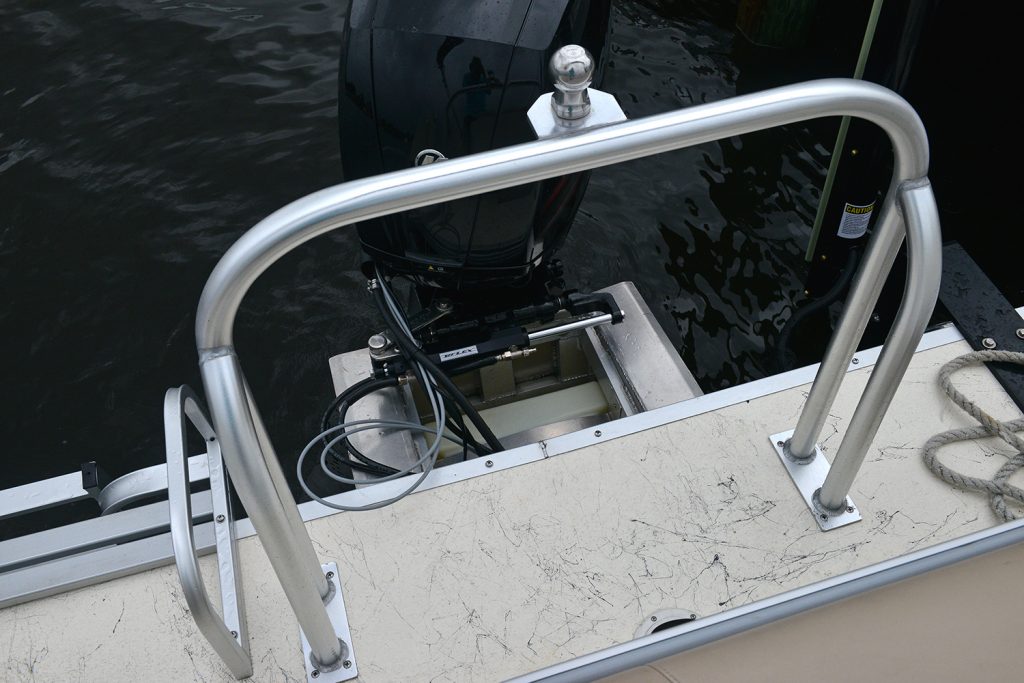 800_7106 - Fiesta Saltwater Pontoon Boats